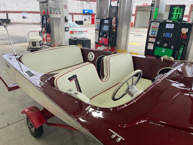 -7 Feet 1961 Hydromite - 36707 | Antique Boat America