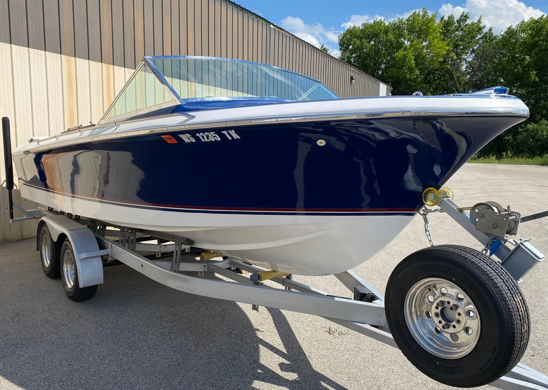 22 Feet 1982 Century - 45575 | Antique Boat America