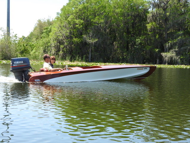 17 Feet 1962 Besotes Tahoe Utility - 40266 | Antique Boat America