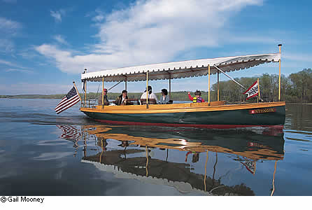 Launches Boats | Antique Boat America