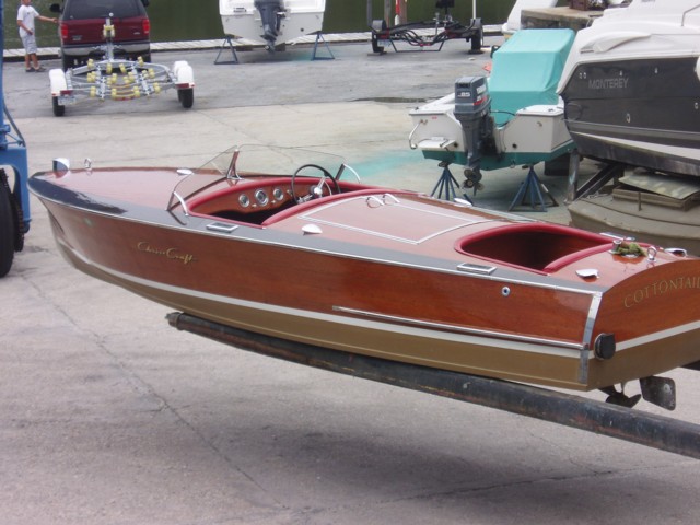 19'6 Feet 1951 Chris Craft Racing Runabout - 27402 | Antique Boat America