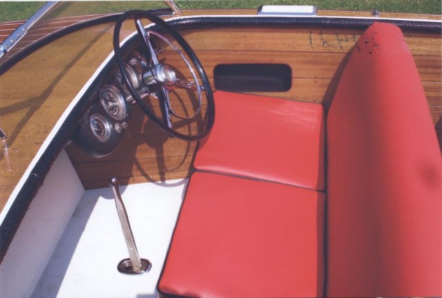 19 Feet 1956 Chris Craft Capri - 27421 | Antique Boat America