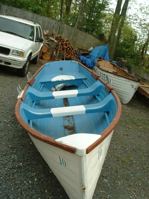 17 Feet 1980 NAUS Lifegaurd Rowboat - 27937 | Antique Boat America