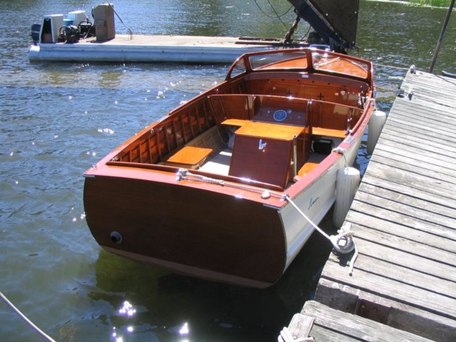 18 Feet 1955 Lyman Islander - 28662 | Antique Boat America