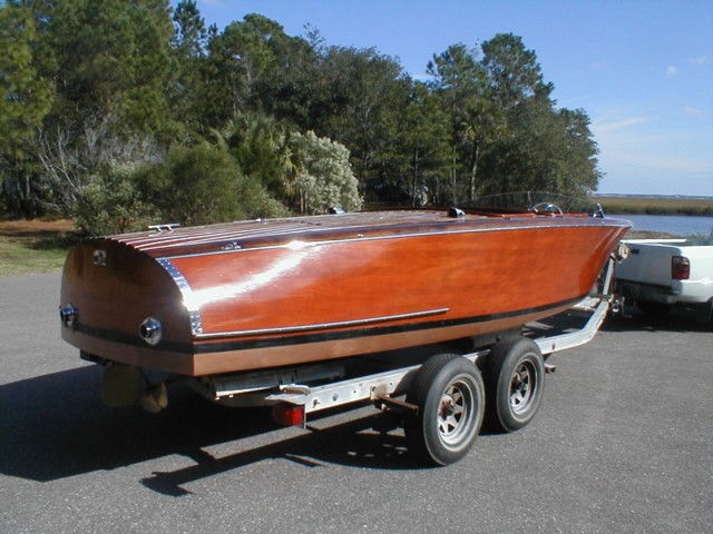 20 Feet 2008 Custom Barrel Back - 29150 | Antique Boat America
