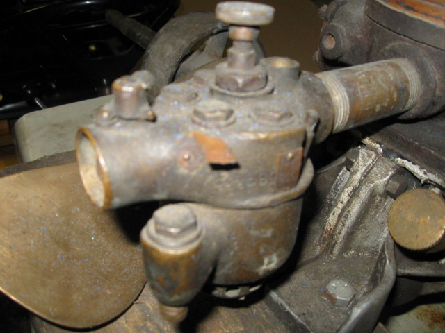 Feet 1920's Dispro Model E engine - 29201 | Antique Boat America