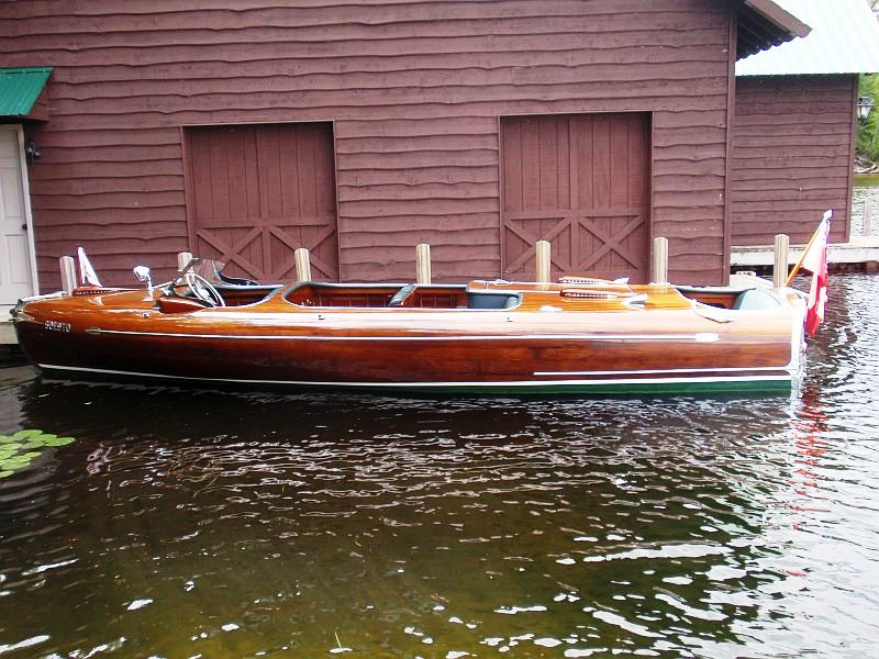 24 Feet 1947 Greavette Streamliner - 30351 | Antique Boat America