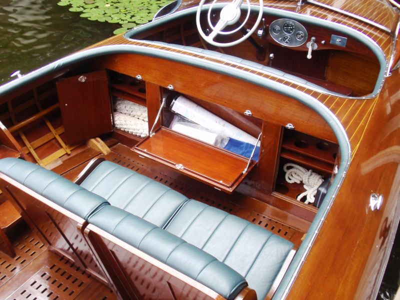 24 Feet 1947 Greavette Streamliner - 30351 | Antique Boat America