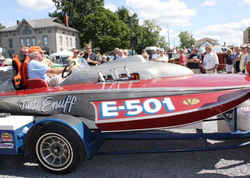 17 Feet 1966 Cunningham Hydroplane - 30629 | Antique Boat America