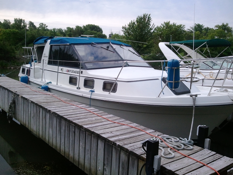 28 Feet 1983 Carver Riviera - 31046 | Antique Boat America