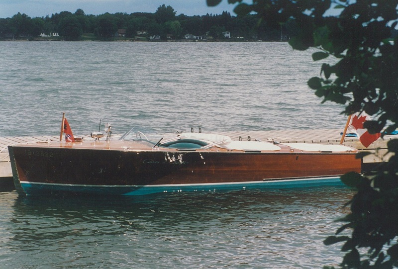 19 Feet 1937 Chris Craft Runabout - 31553 | Antique Boat America