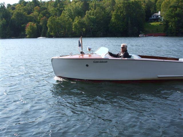 16 Feet 1946 Gar Wood Deluxe Utility - 36808 | Antique Boat America