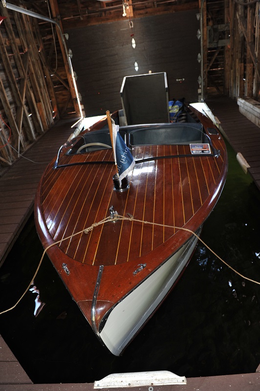 16 Feet 1946 Gar Wood Deluxe Utility - 36808 | Antique Boat America