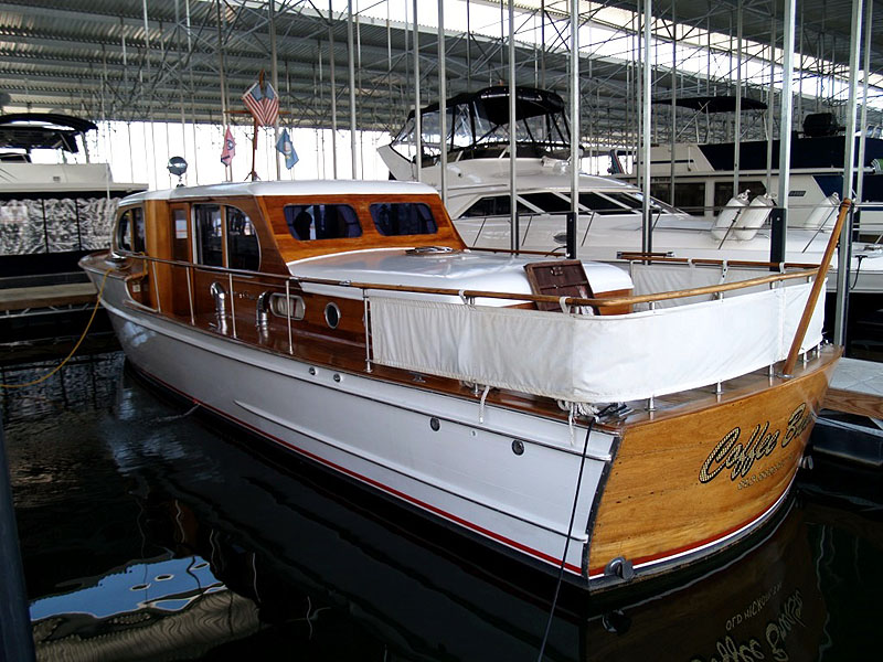 40 Feet 1939 Chris Craft Express Cruiser - 37026 | Antique Boat America