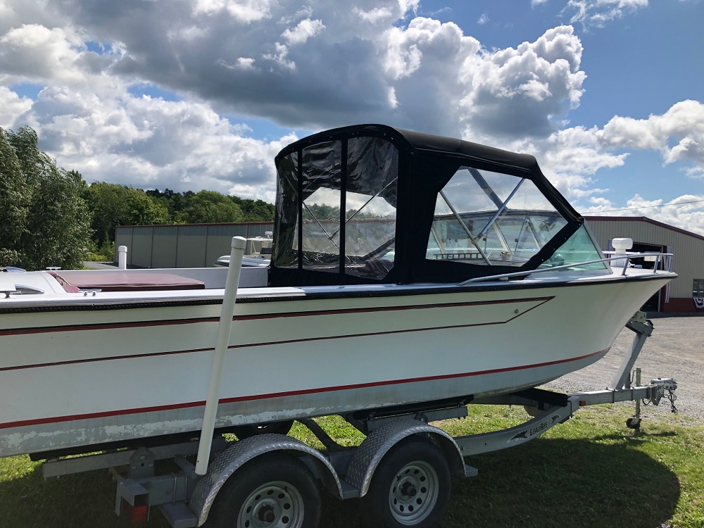 23 Feet 1970 John Allmand STG100 - 39970 | Antique Boat America