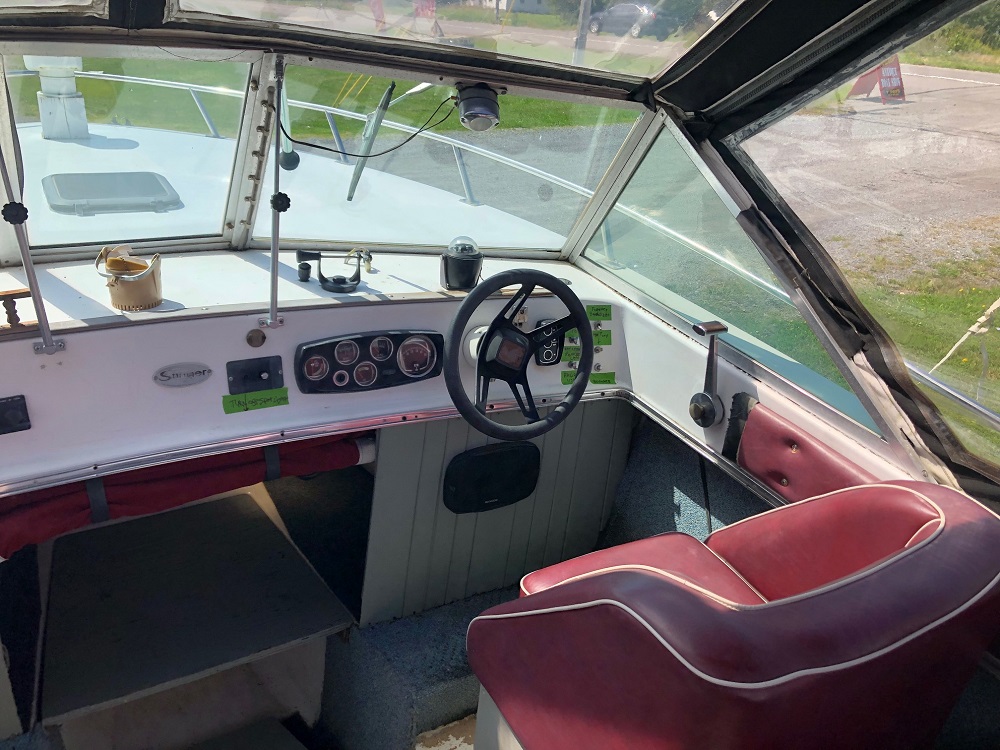 23 Feet 1970 John Allmand STG100 - 39970 | Antique Boat America