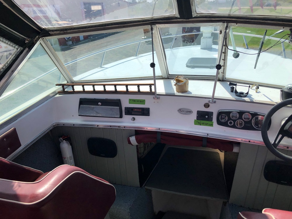 23 Feet 1970 John Allmand STG100 - 39970 | Antique Boat America